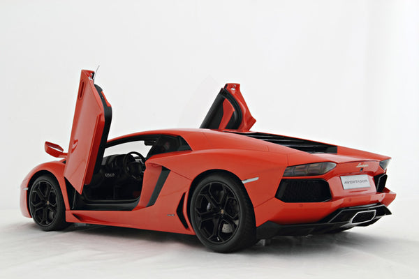 Lamborghini Aventador LP700-4 (2011) – Amalgam Collection