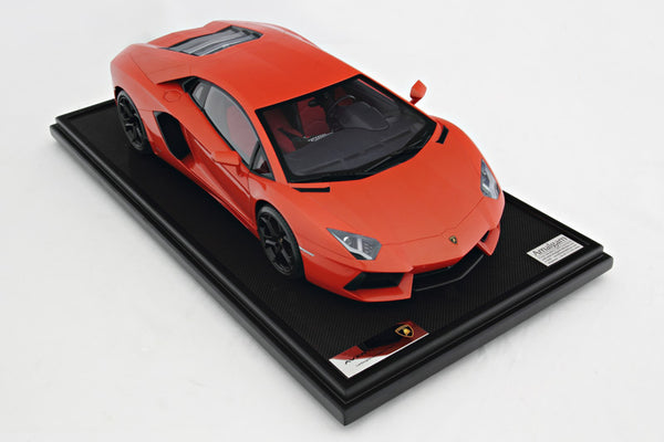 Lamborghini Aventador LP700-4 (2011) – Amalgam Collection