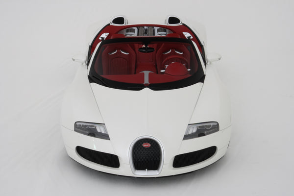 Bugatti Veyron - Tailor Made – Amalgam Collection