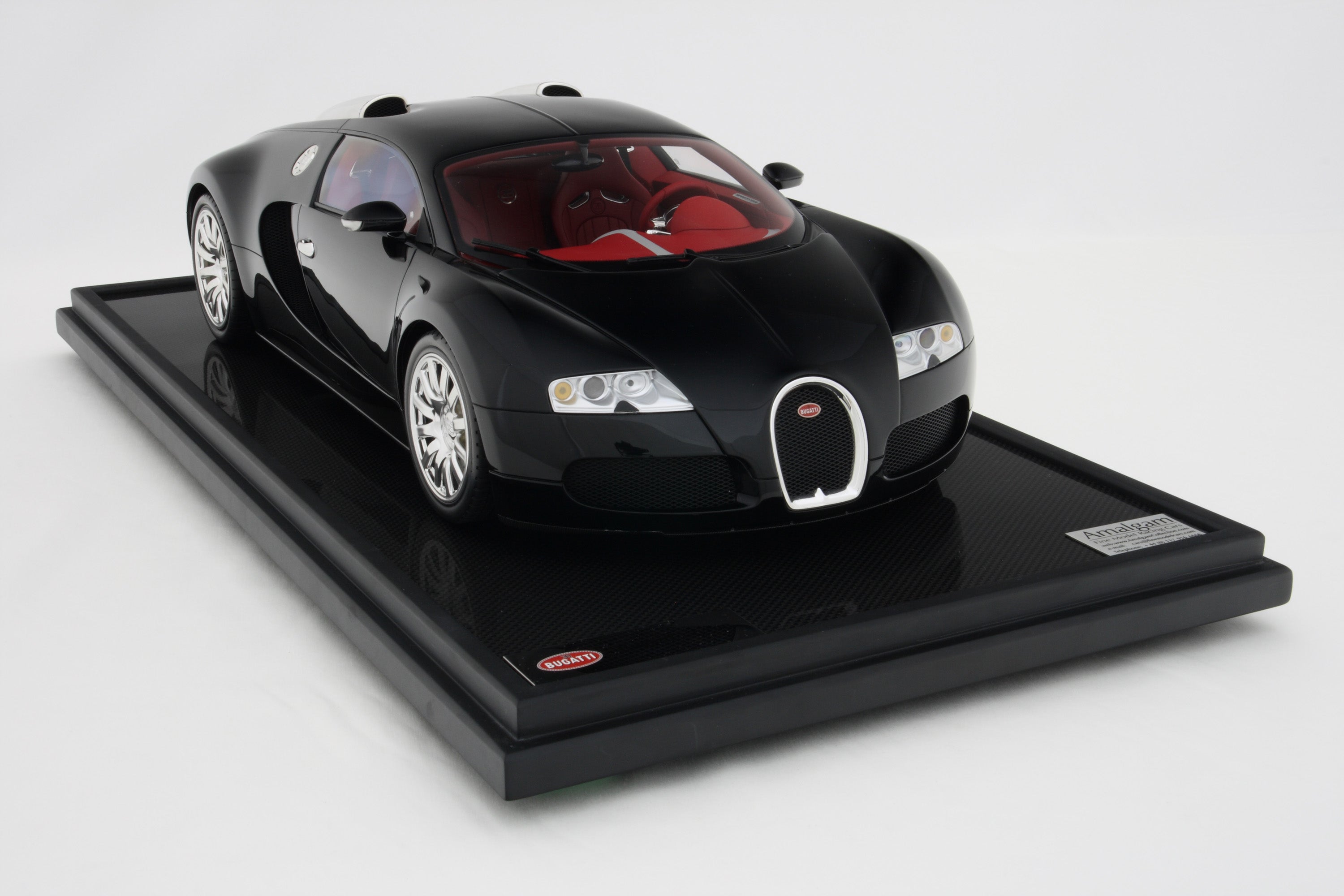 Bugatti Veyron 2022 Red And Black