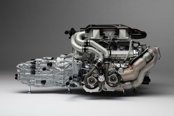 Bugatti Chiron 8.0L W16 Engine and Gearbox (2016) – Amalgam Collection