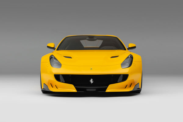 フェラーリ F12 TDF (2015) – Amalgam Collection